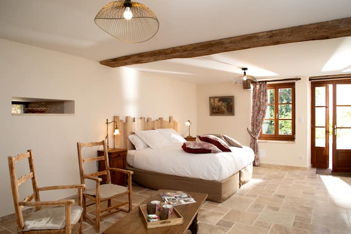 Sylvie : Chambre Ambiance Maison De Campagne - Is-sur-Tille