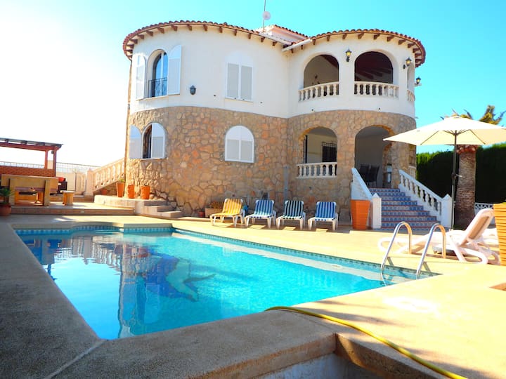 Calpe Large 5 Bed Stunning Villa - Calp