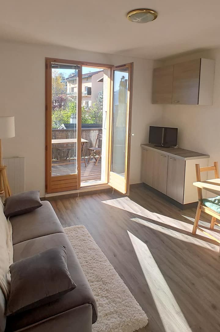 Studio Cosy Avec Une Agréable Terrasse - Passy