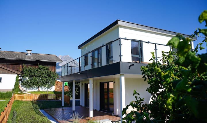 Haus Waltl With A Wonderful View Of The Mountains - Kitzbuhel