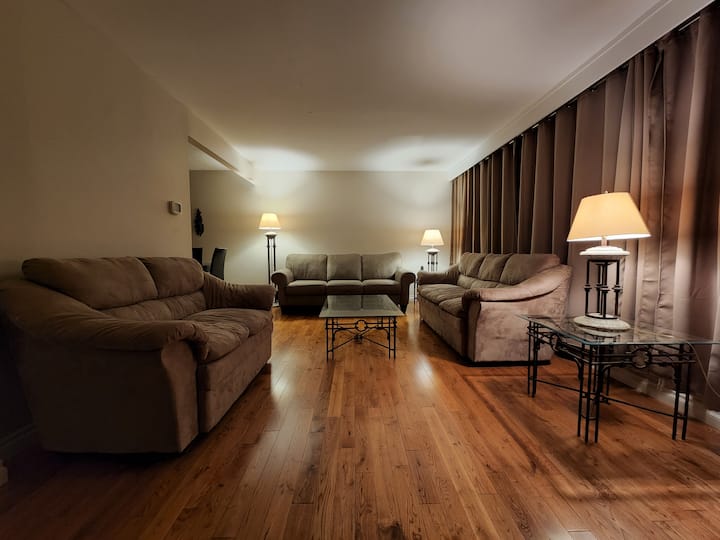 Massive Backyard With Detached Luxury Home 🏡 - Mississauga