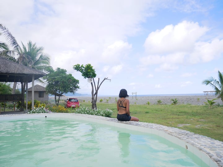 Beachfront Cottage-very Peaceful And Serene W/wifi - Dipaculao
