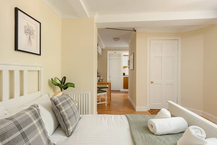 Dean Village Studio Apartment - Edimburgo