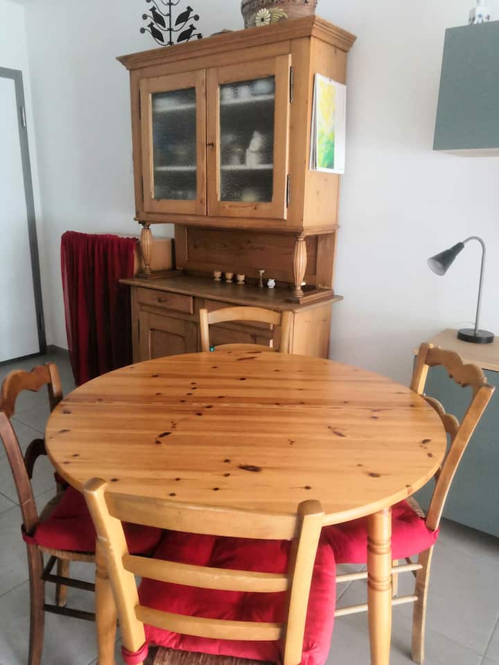 Studio Avec Grande Terrasse,parking Souterrain - Lake Annecy