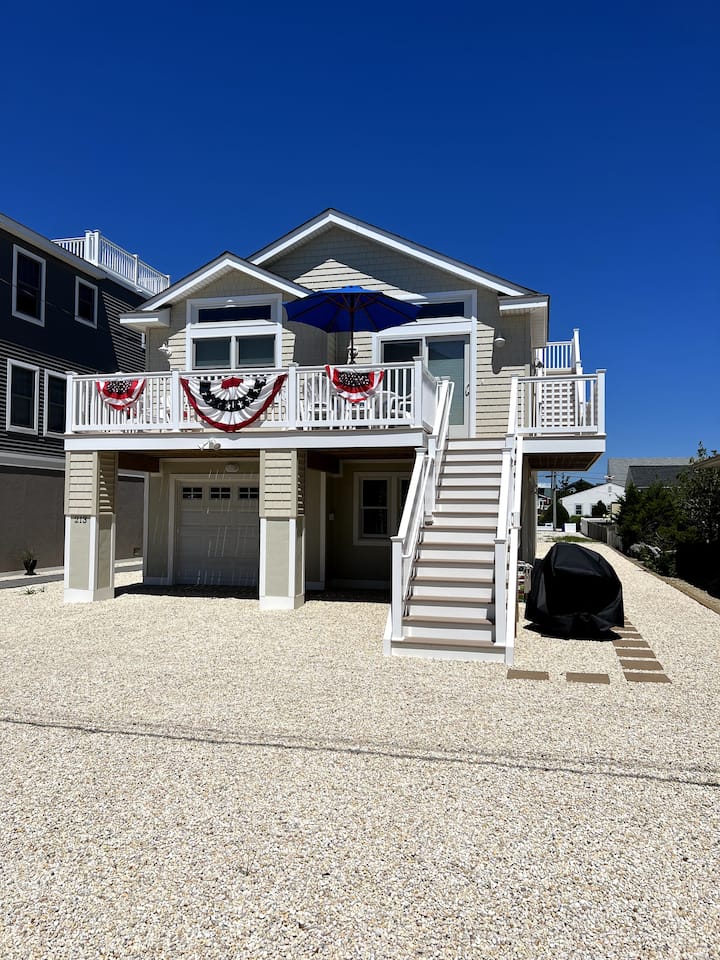 Newly Built Home June 2022 Close To The Beach ! - Surf City