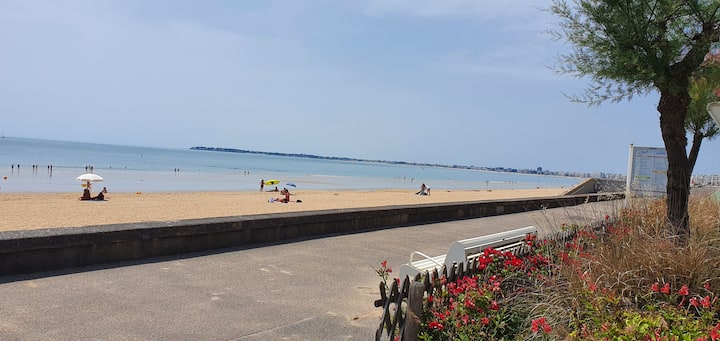 La Baule Plage T2 Avec Terrasse Et Parking - La Baule-Escoublac