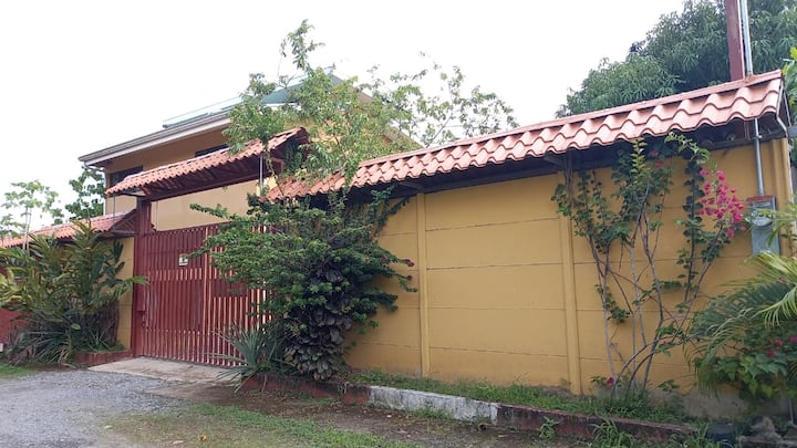 C Cabinas Don Fernando, Casa Vacacional (9 A 12) - Punta Arenas, Costa Rica