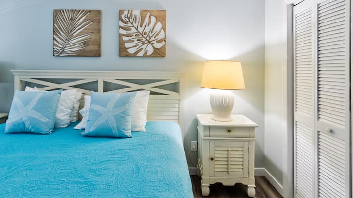 Lazy Daze Double King Suite Ocean Pointe 2310 - Tavernier, FL