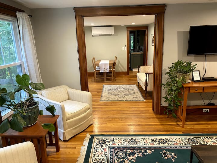 Lovely, Quiet Apartment Minutes From Downtown - ポートランド, ME