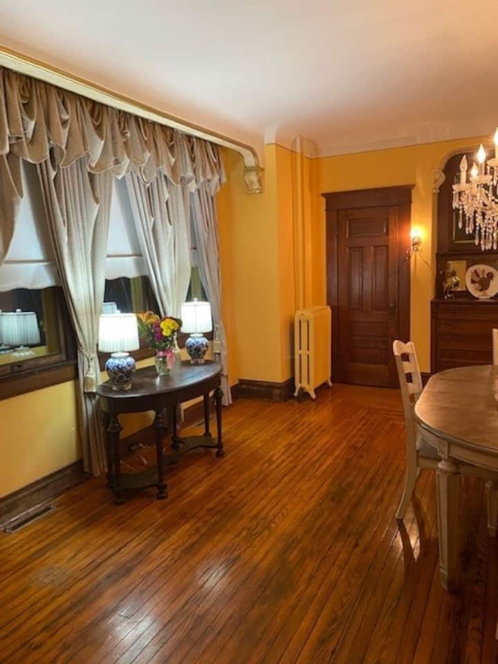 Historic Home Located In La Porte, In. - Michigan City, IN
