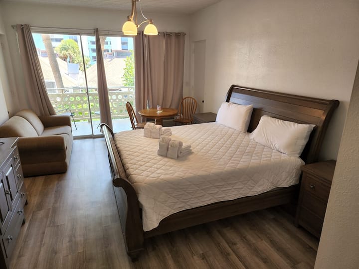 Sj2 Lovely Condo Across From The Beach - Myrtle Beach, SC