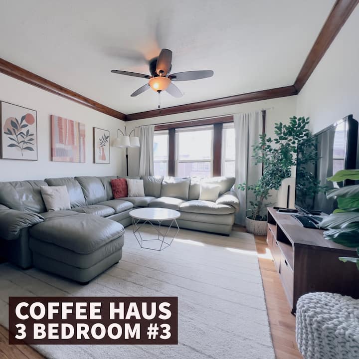 Babich Building - 3 Bedroom - Upper Apt #4 - Greenfield, WI