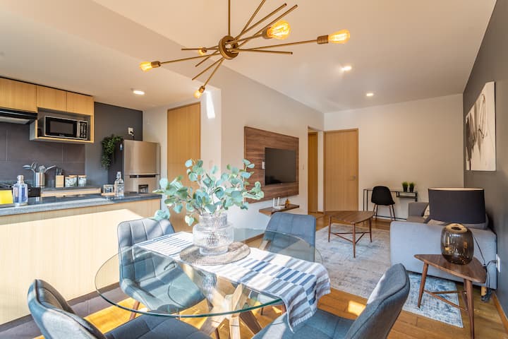 Beautiful Apartment W/ Private Terrace & Balcony! - Mexico City