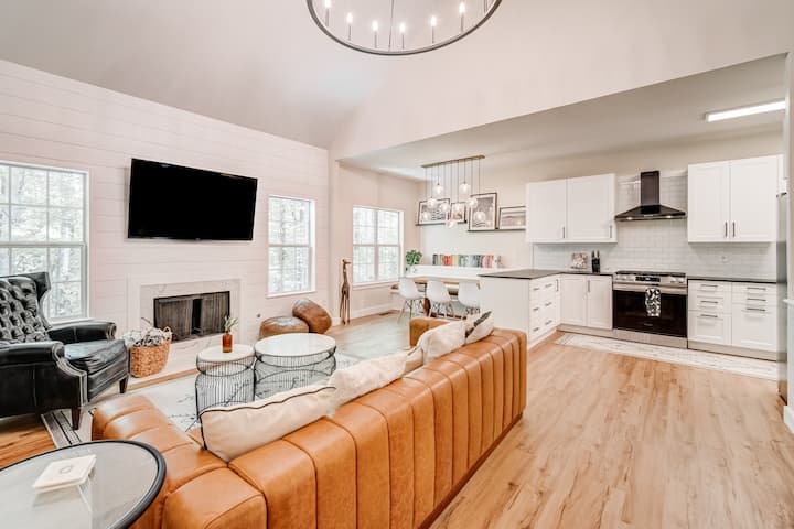 Modern Monthly Rental In Alpharetta - Alpharetta, GA