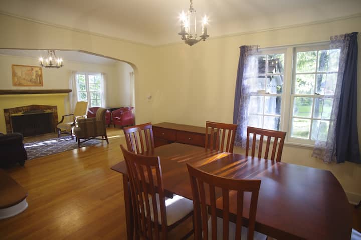 Redwood Lodge - On The Uofo Campus - Eugene, OR