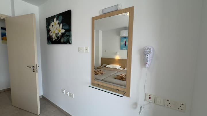 Comfy Three Bedroom Apartment - Agia Napa
