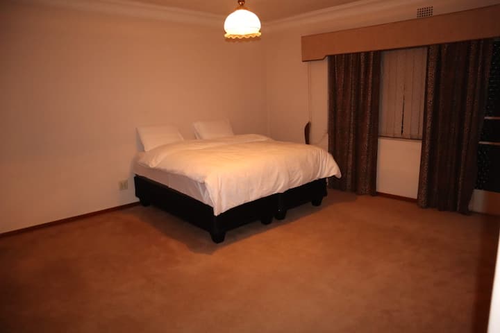 Chic Guest House - Germiston