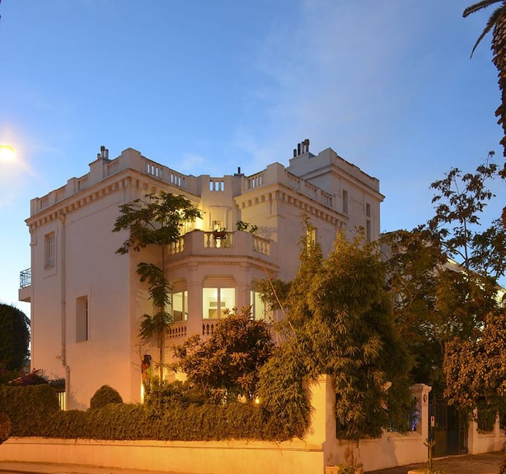 Chambre D'hôtes "Villa Les Palmes" / Suite Bechir - Tunis