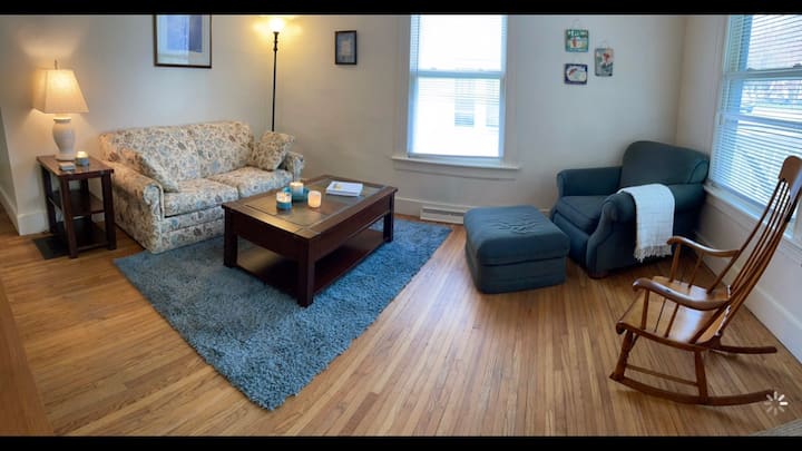 Lovely, 2 Bedroom  Vacation Rental On First Floor. - Ontario, NY