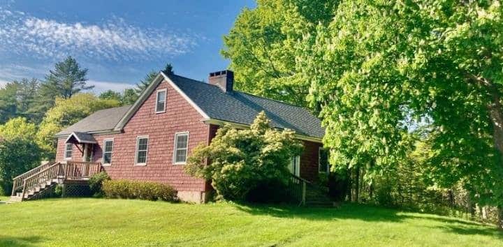 Quiet, Secluded, Maine Cape On 50 Acres - Freeport, ME