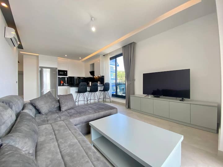 Best Sea View & Location In Alanya 2 Bedrooms - Mahmutlar