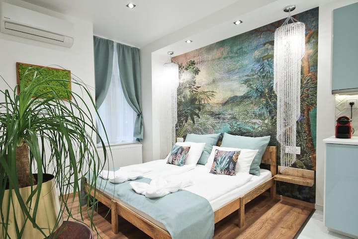 Prime Location *Eclectic Studio In The Center* Ac - Budapest