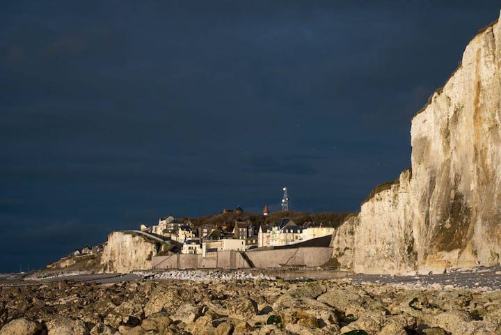 Ault, Appartement Chaleureux En Front De Mer. - Plage d'Ault