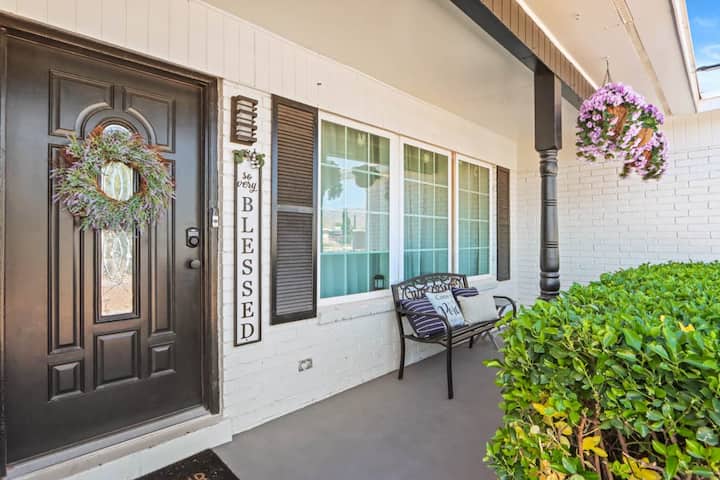 Ranch House - Northeast - North Hills - El Paso