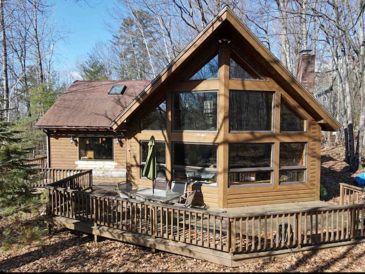 Lake Winnipesaukee, Suissevale Modern Cabin - Moultonborough, NH