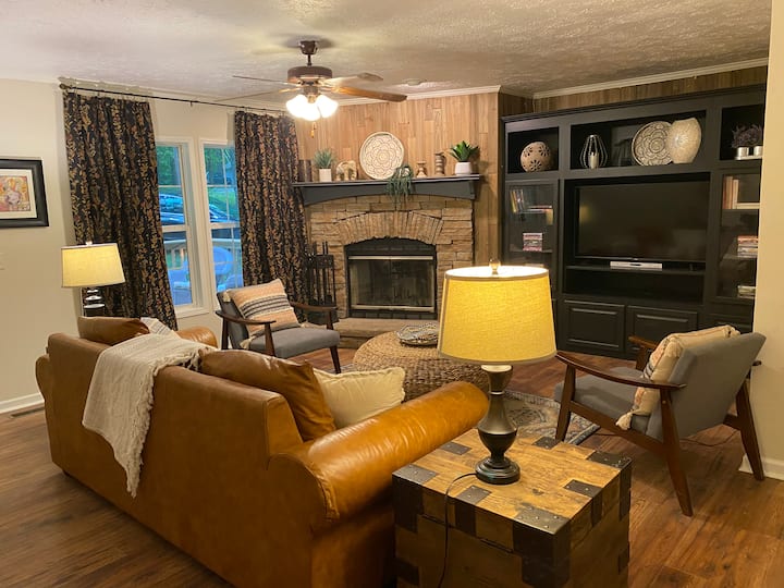 Boho Chic Newly Renovated Home In Kingston Springs - Montgomery Bell State Park, Burns