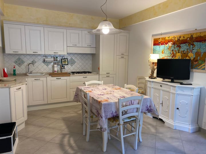 Appartamento Incantevole A 350 Mt Dal Mare - Bibbona