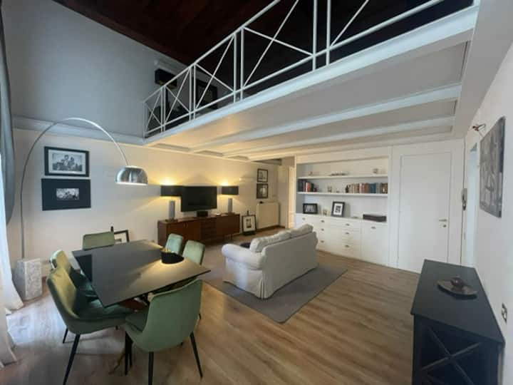 Ponte Vecchio In Comfort And Style - Florence