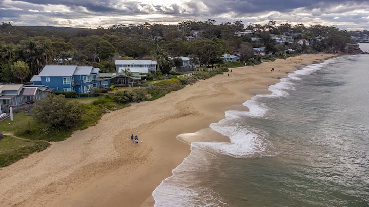Cabin On Horderns Beach - Direct Beach Access - Bundeena