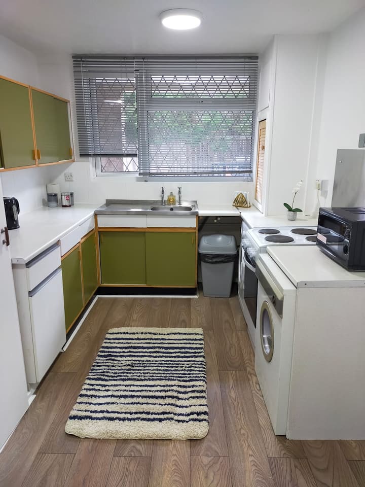 Cheerful Room With Back Garden Near Metro/tube - Enfield