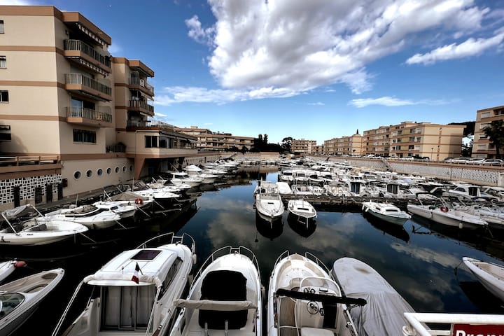 Logement Atypique Au Bord De L'eau !!! - Mandelieu-la-Napoule