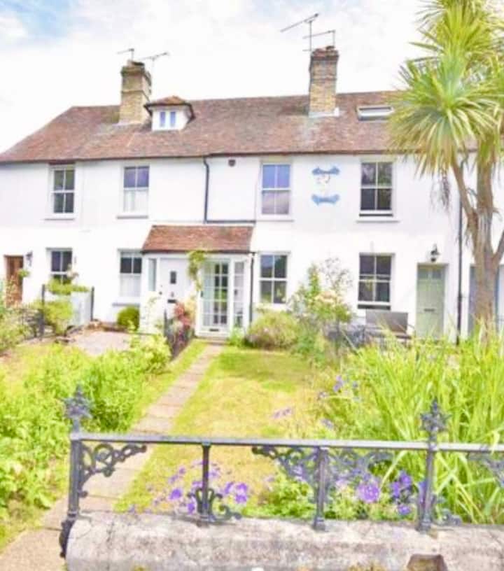 Gillingham Holiday Rentals & Homes - England, United Kingdom | Airbnb