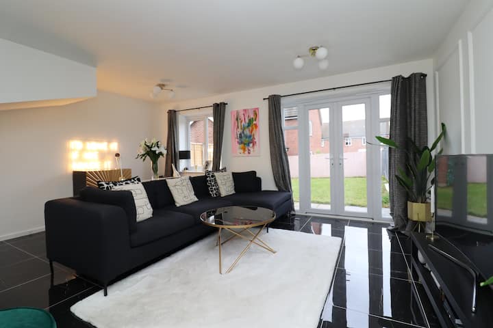 Double Bedroom - Rugby