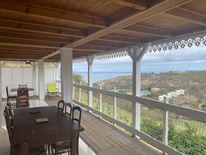 Villa Créole Caraïbes (Rez-de-chaussée) - Martinique