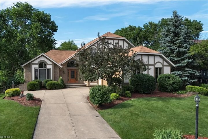Home Away From Home - Brunswick, OH