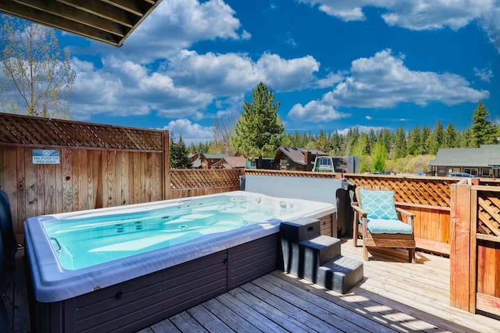 Blue Moonridge Cabin: Arcade/games/swimspa - Big Bear Lake, CA