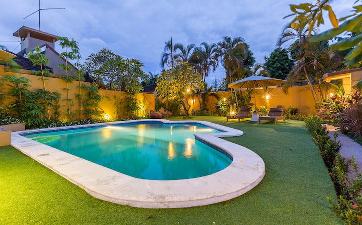 1 Bedroom Shared Pool Villa #4, Walk To Double Six - Legian