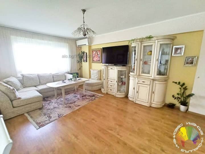 Апартамент 'Мечта" до морската градина - Burgas