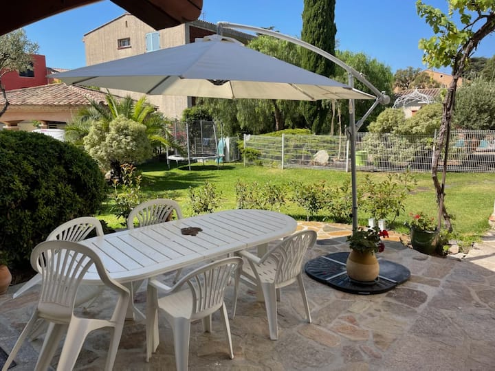 Appartement 2 Chambres Avec Piscine - Île du Levant