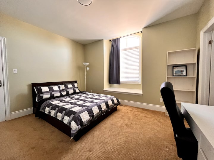 Upscale Bedroom Attached Private Bathroom #3 - Burlington
