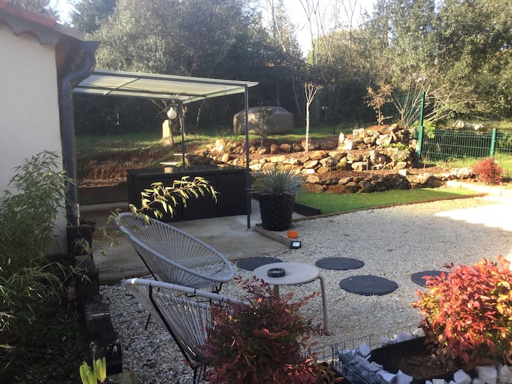 Charmant Appartement Avec Jacuzzi - Anduze