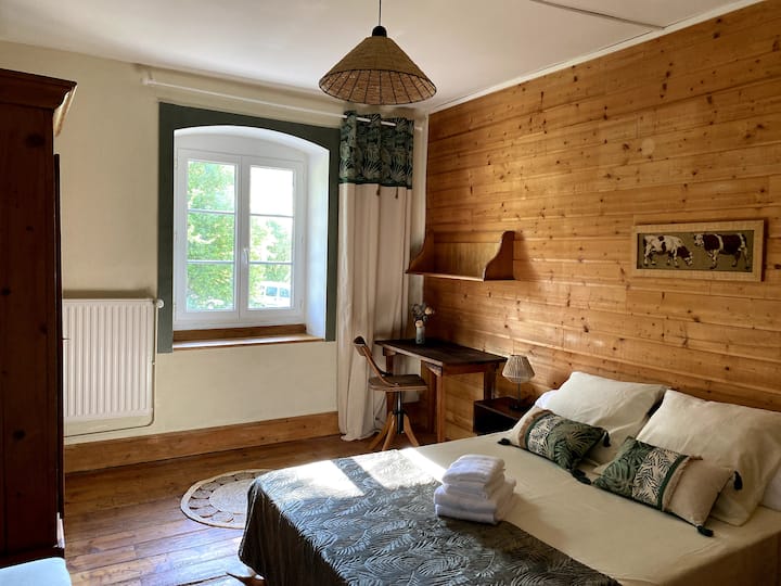 Agréable Chambre D'hôtes A La Ferme - Champagnole