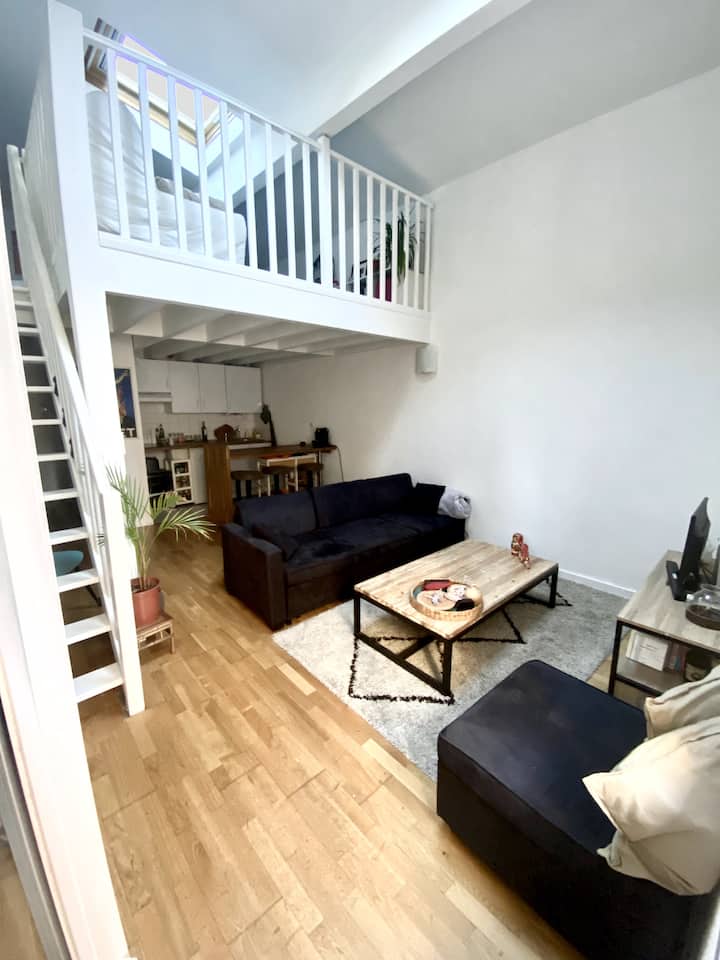 Appartement Plein Coeur De Bordeaux Avec Garage - Bordeaux