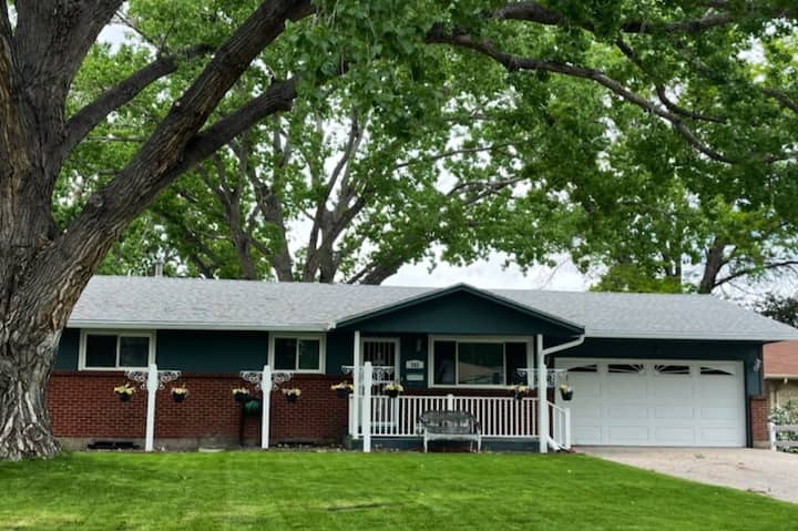 Cheerful 3-bedroom Home (Sharred With Owners) - Brighton, CO