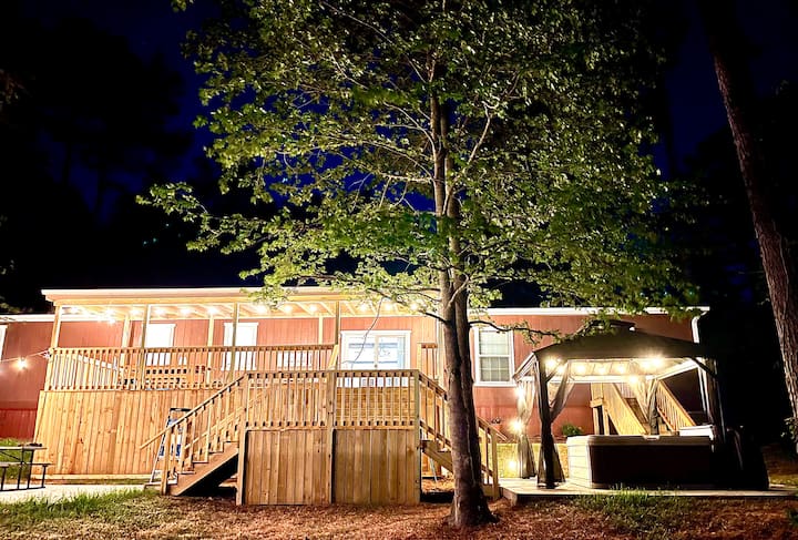 Family/pet Friendly-riverfront-volleyball-hottub - Goat Island, Trinity