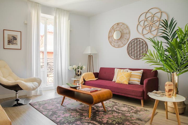 Temporary Accomodation: Best Experience Gran Via - Chueca